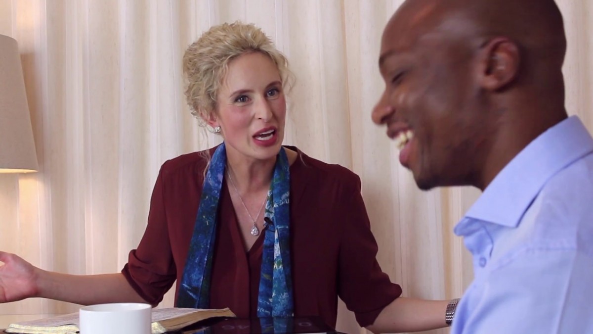 In His Name - Tamryn Klintworth on Kwesé TV Channel 810